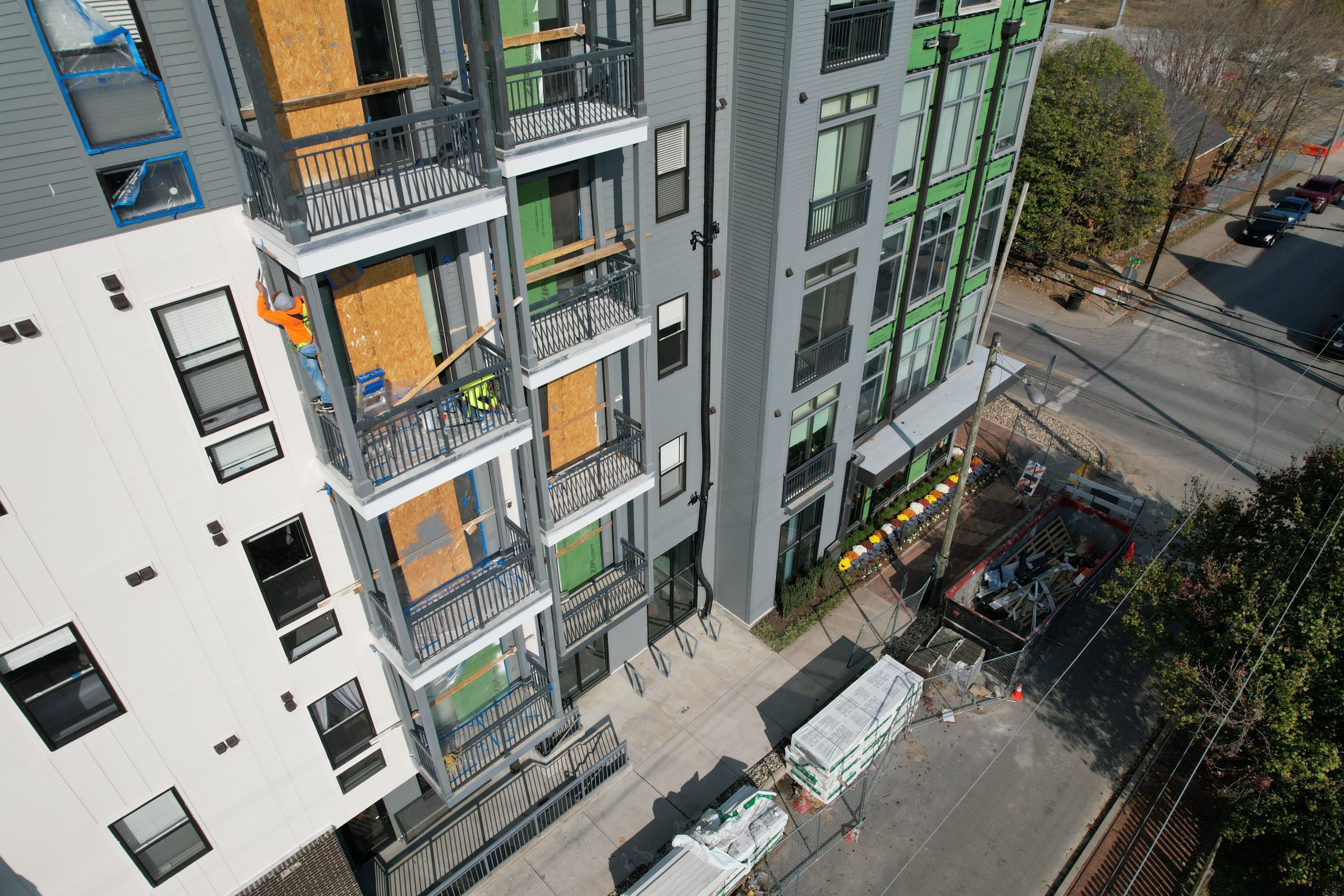Commercial Construction Gallery | Green Home Installations